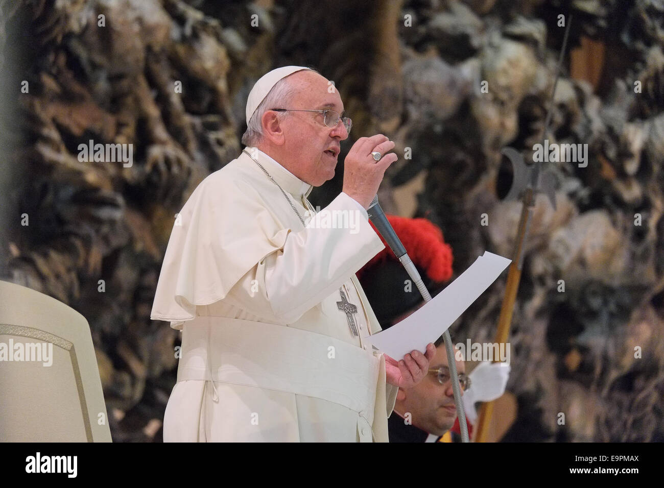 Rome, Italy. 31st October, 2014. Pope Francis meet the Catholic ...