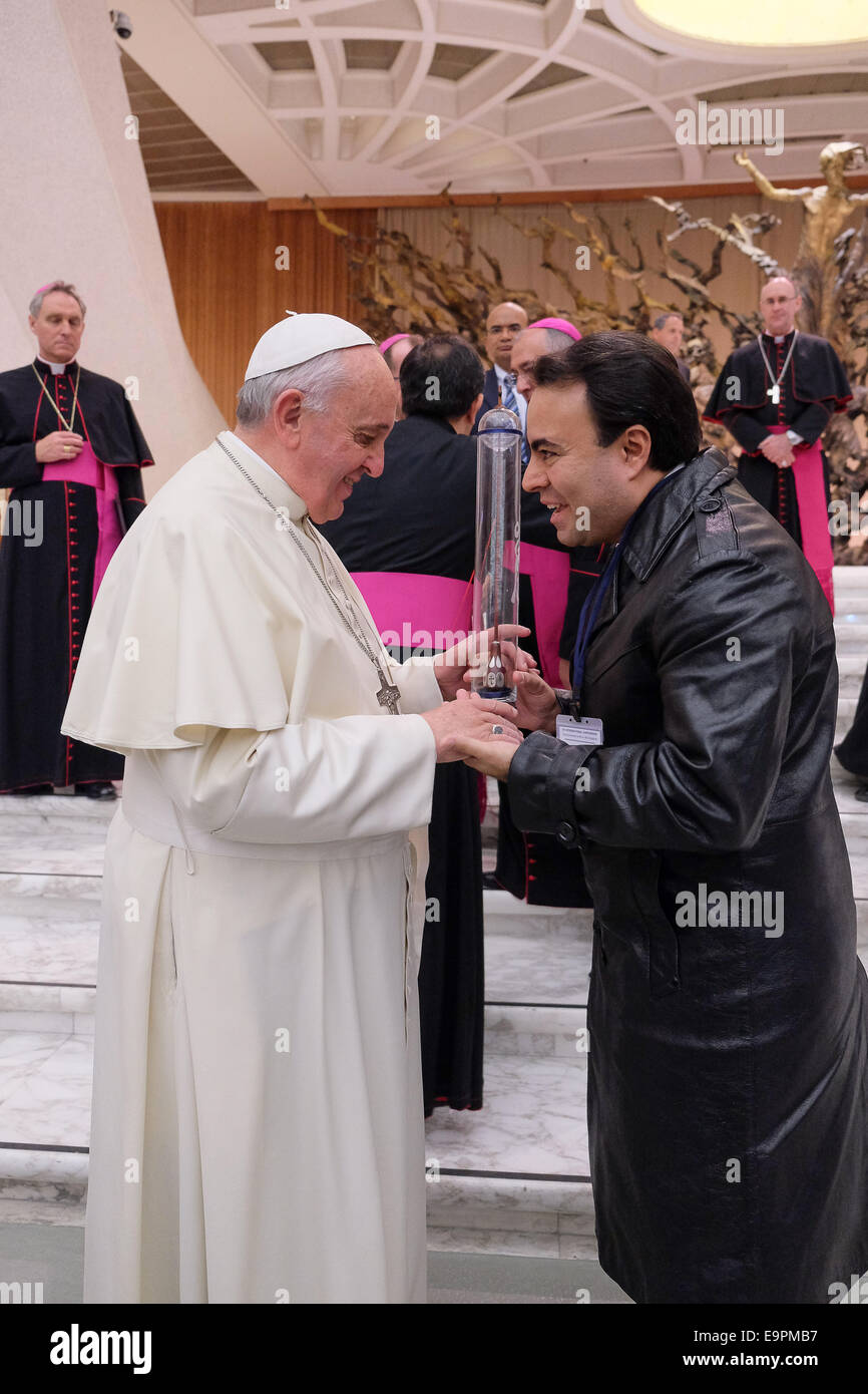 Rome, Italy. 31st October, 2014. Pope Francis meet the Catholic ...