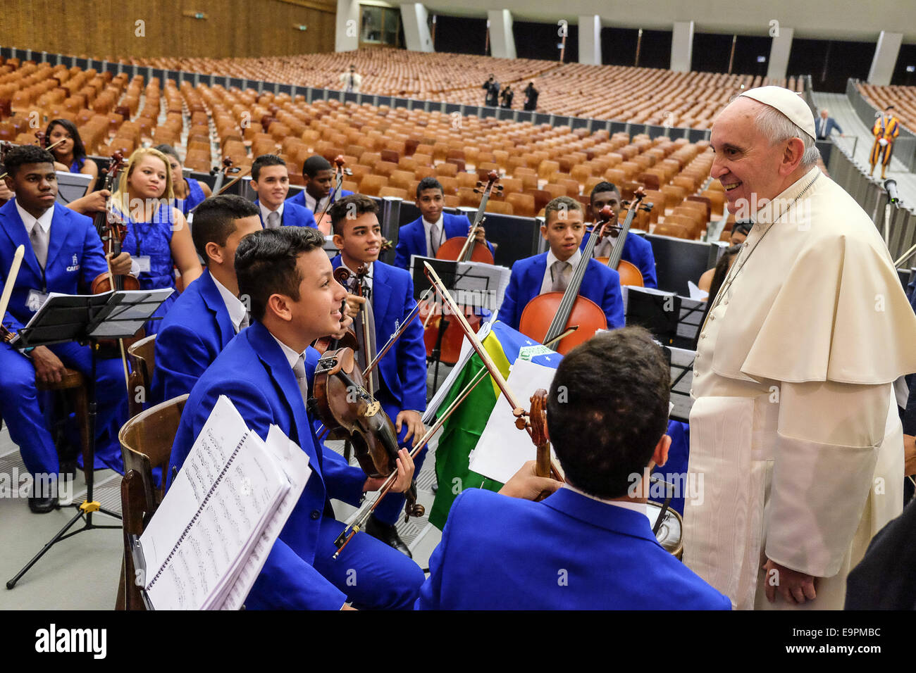Rome, Italy. 31st October, 2014. Pope Francis meet the Catholic ...