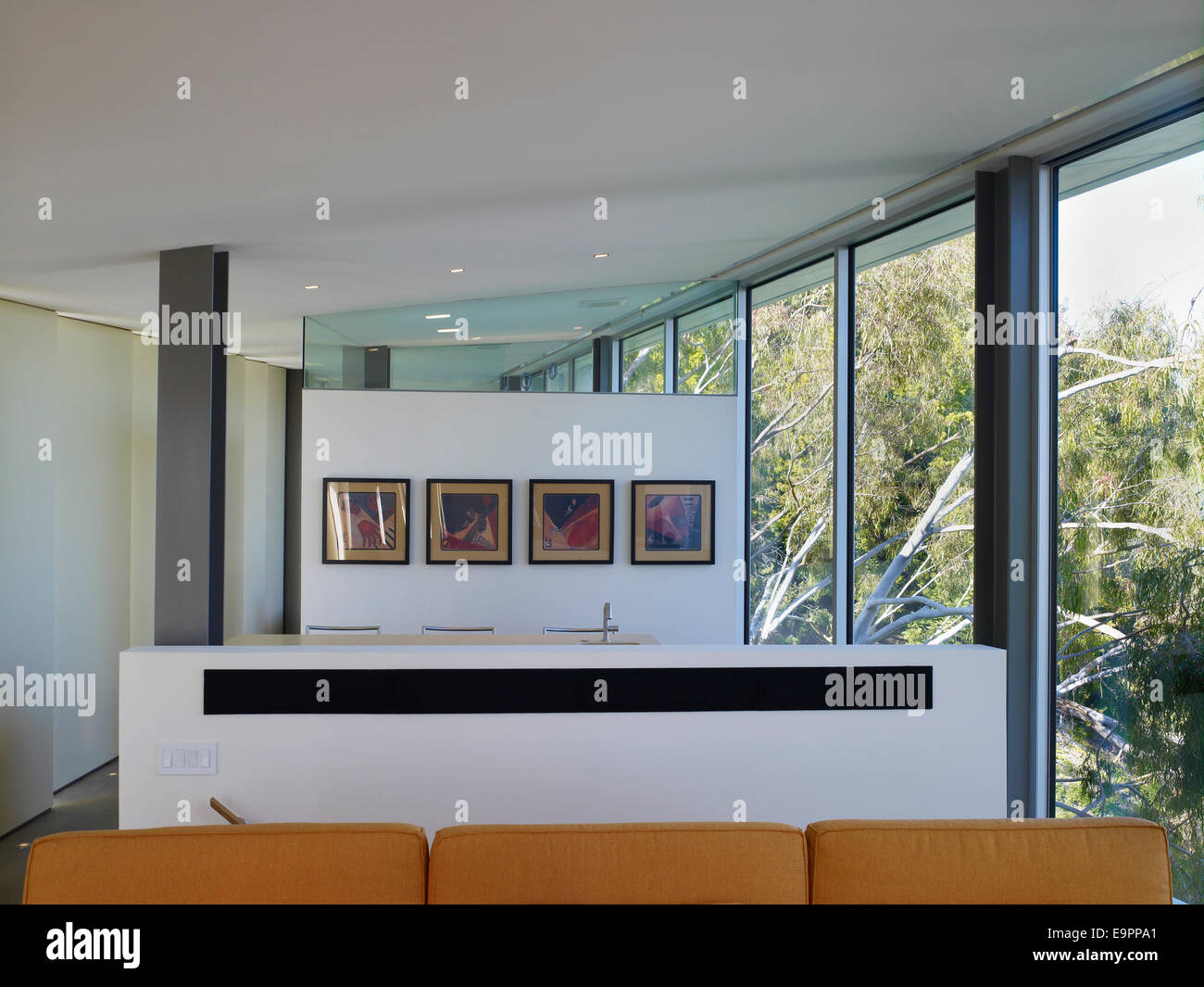 Beverly hills wall hi-res stock photography and images - Alamy