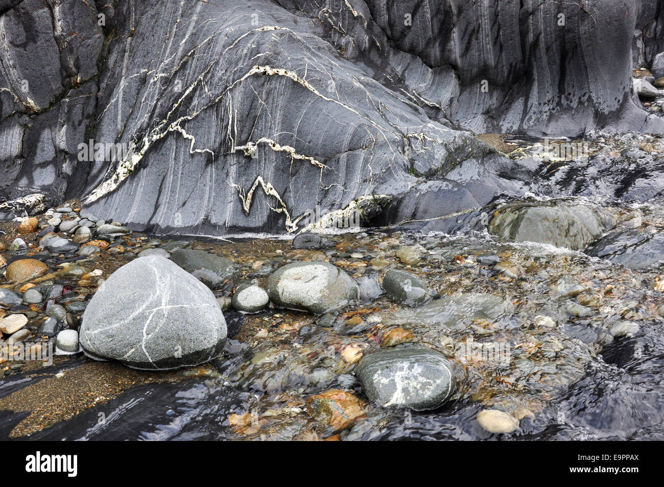 Veined rock hi-res stock photography and images - Alamy