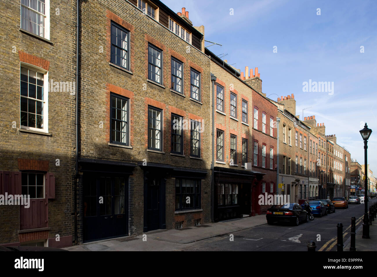 18th century Georgian terraced houses and shop fronts in Princelet ...