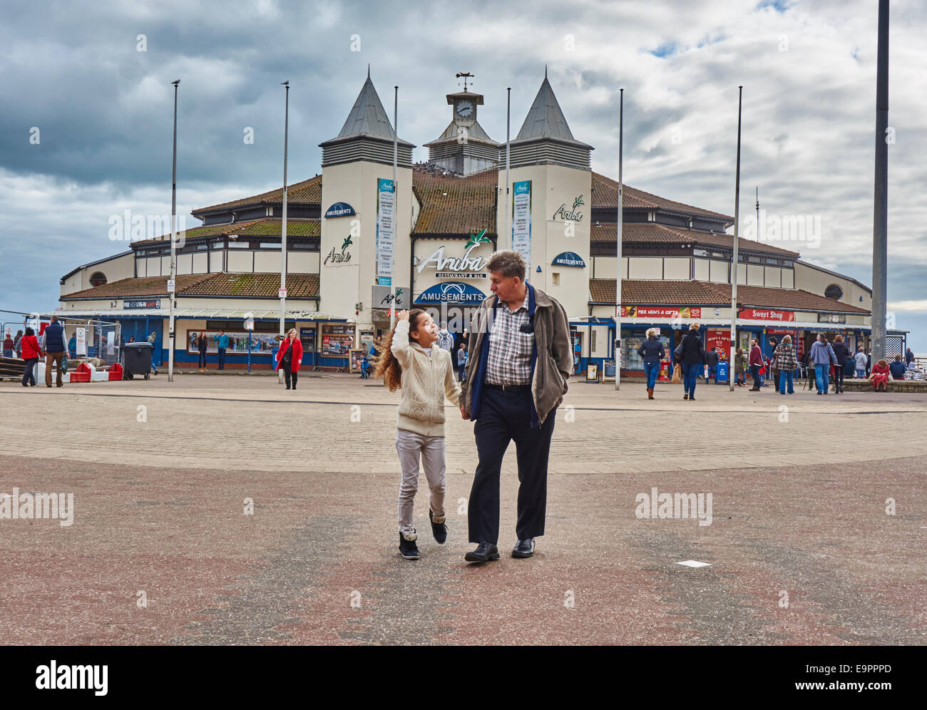 People visit the beach in bournemouth hi-res stock photography and ...