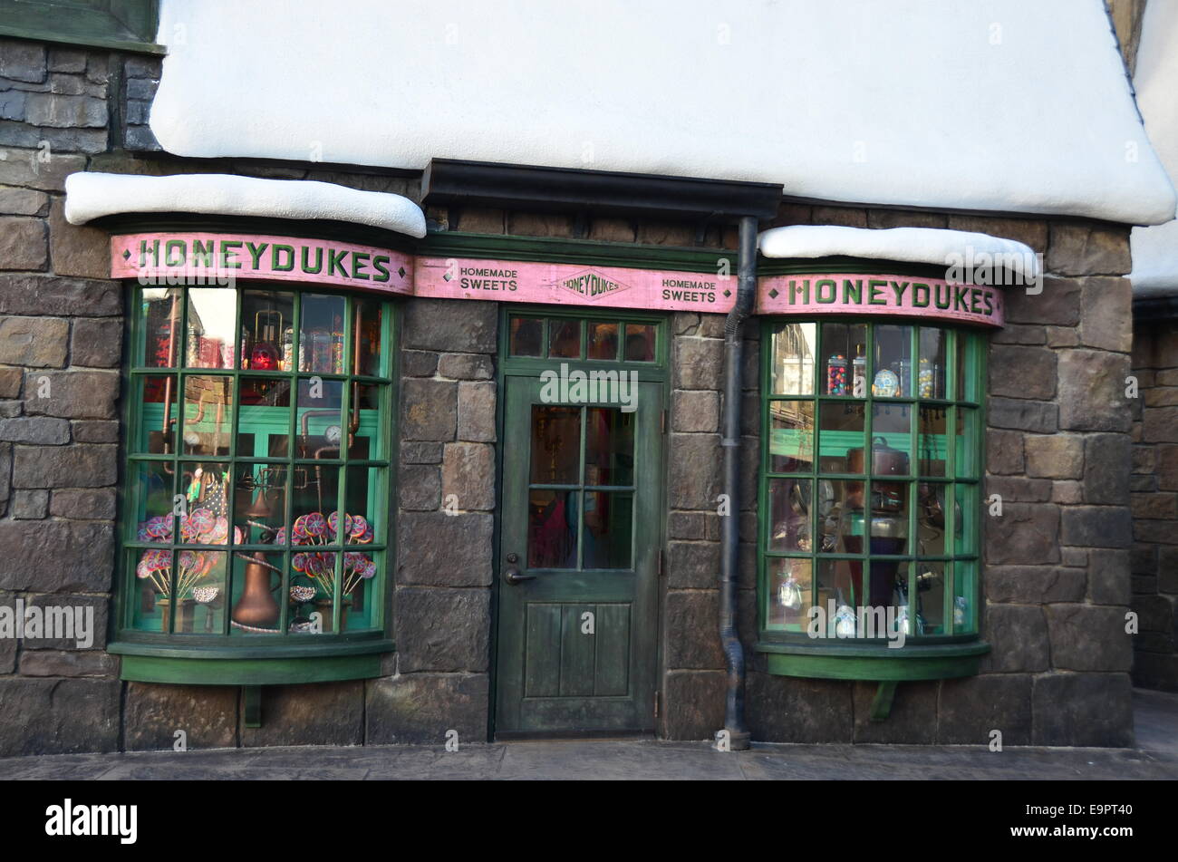 Honeydukes
