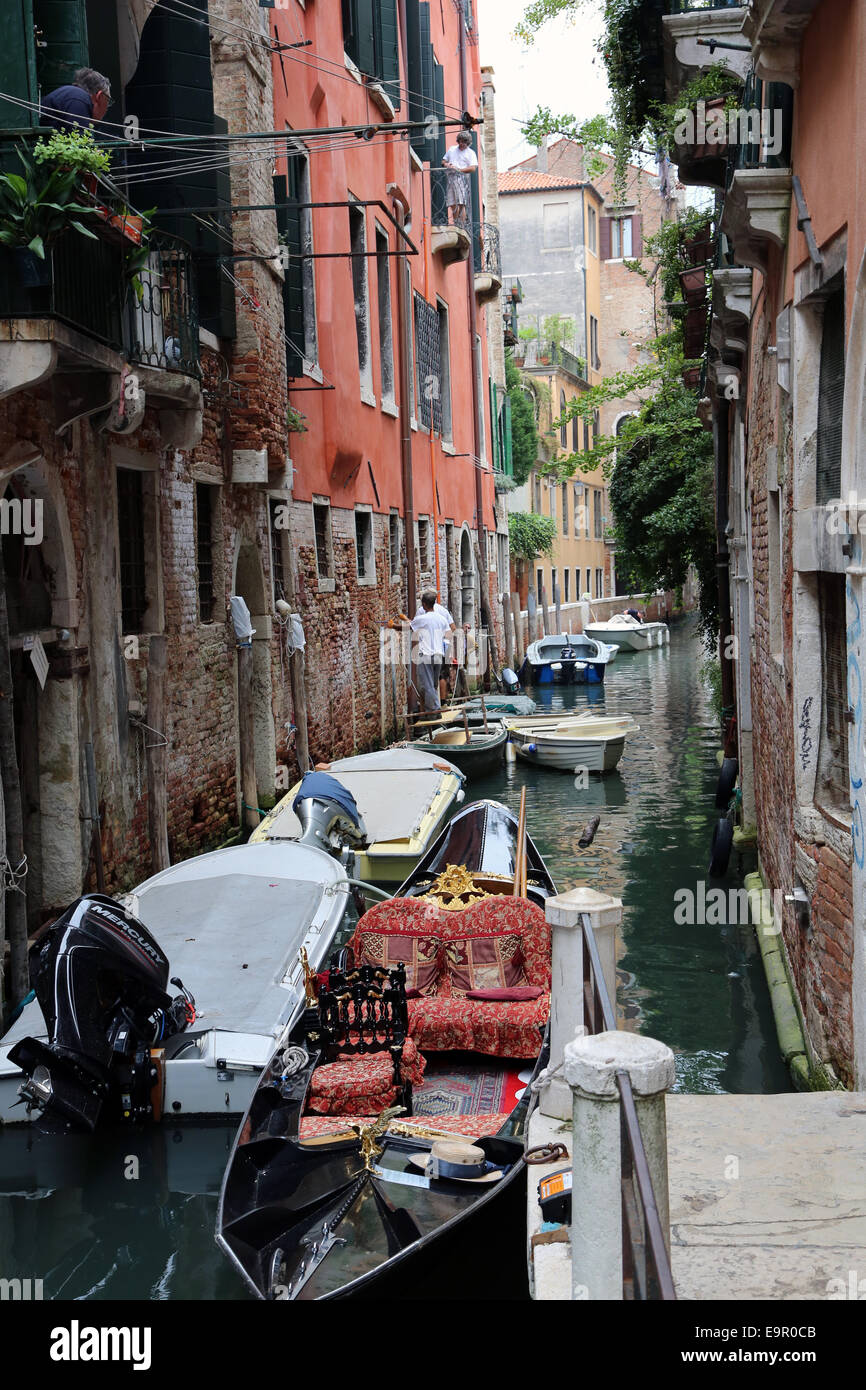 Venice channels hi-res stock photography and images - Alamy