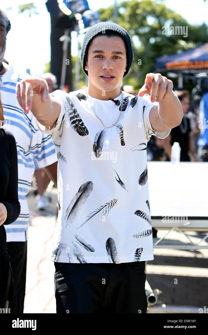 Austin Mahone seen at Universal Studios where he was interviewed by ...
