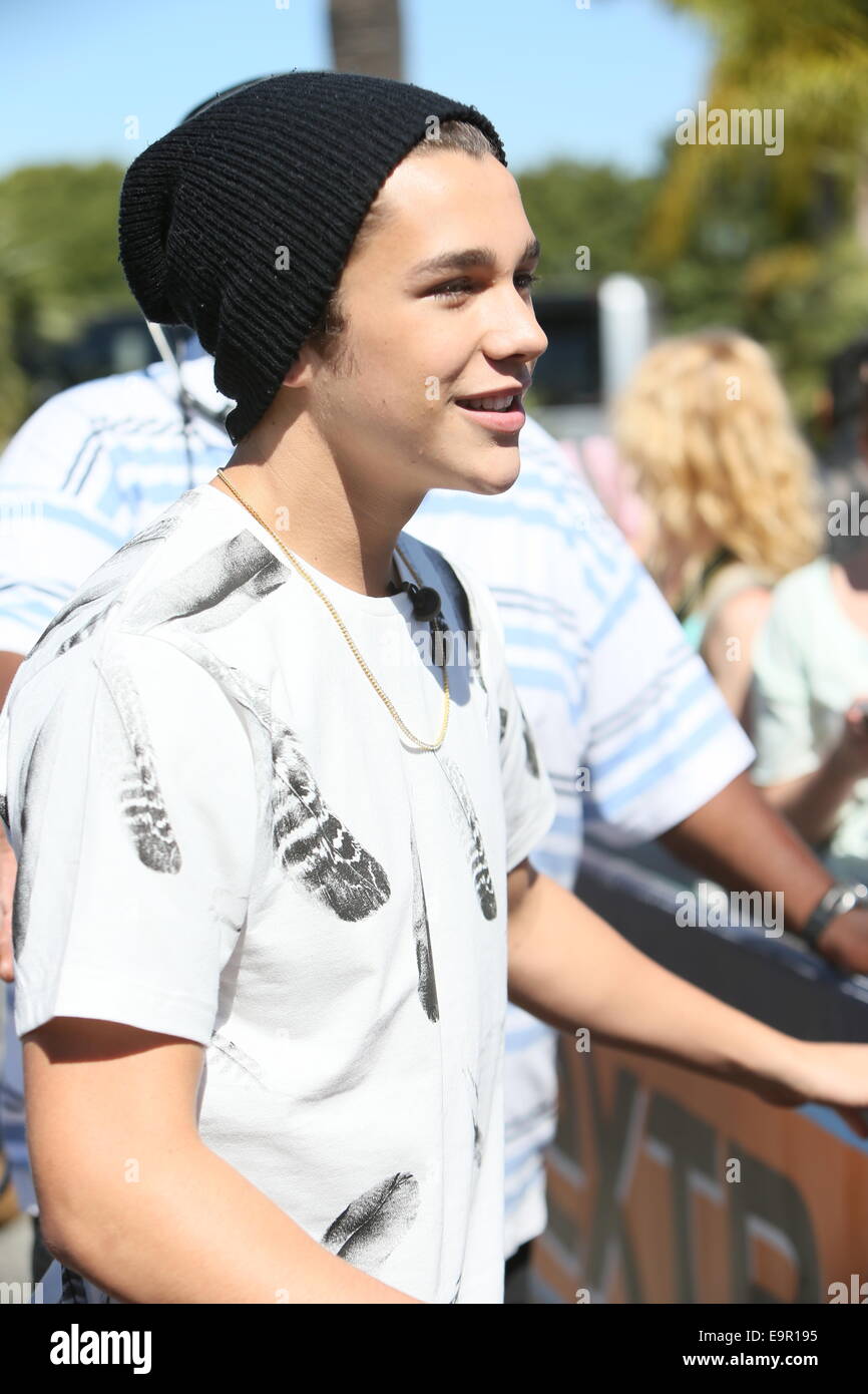 Austin Mahone Smiling 2022