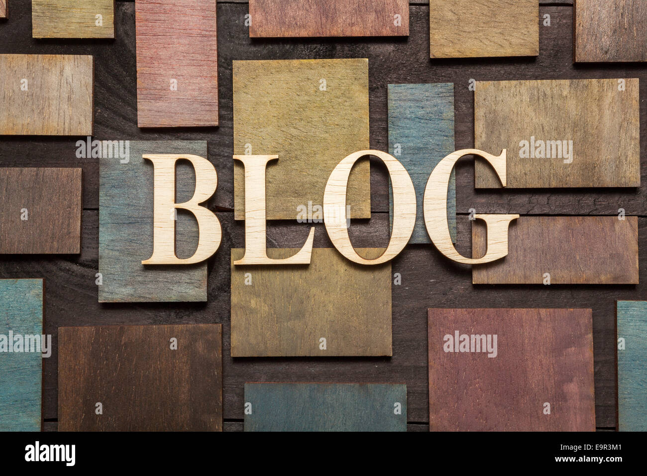 Blog wooden letters text hi-res stock photography and images - Alamy