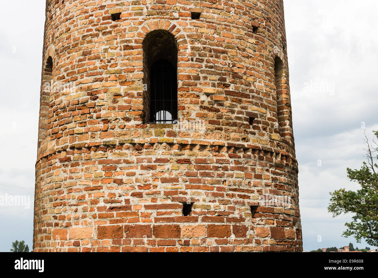 Cylindrical dome hi-res stock photography and images - Alamy