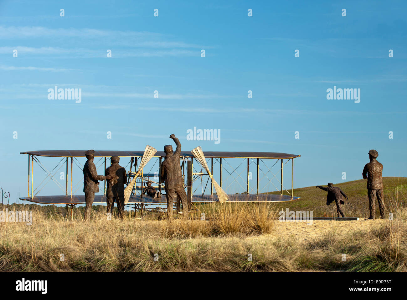FIRST FLIGHT SCULPTURE (©STEVEN H SMITH 2003) WRIGHT BROTHERS NATIONAL ...