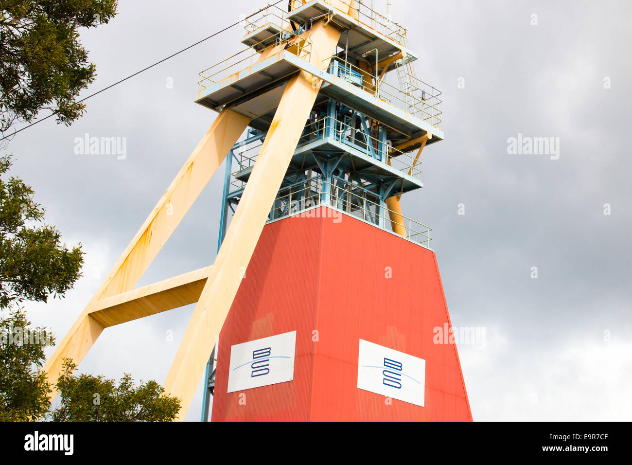 Beaconsfield mine in Tasmania collapsed in 2006 and one miner larry ...