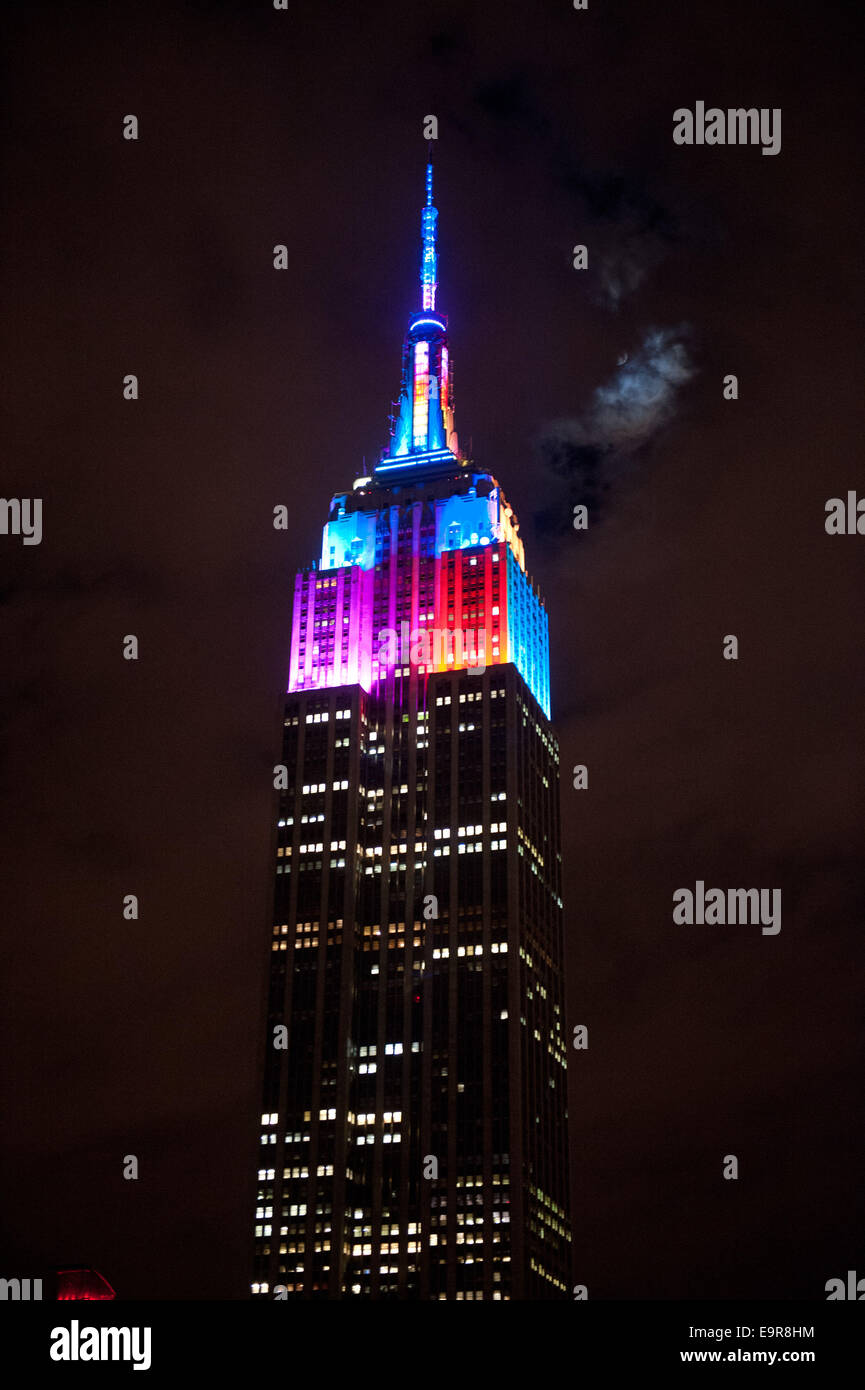 Manhattan, New York, USA. 31st Oct, 2014. The Empire State Building ...