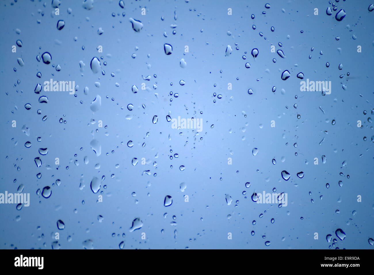 Water drops shower hi-res stock photography and images - Alamy