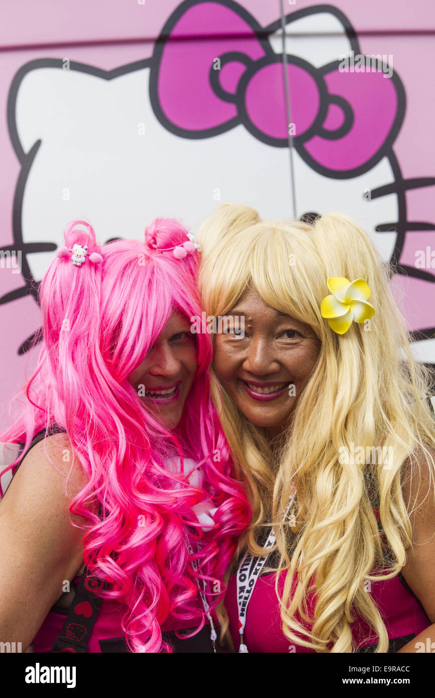 Los Angeles, California, USA. 31st Oct, 2014. The Hello Kitty Con 2014 ...
