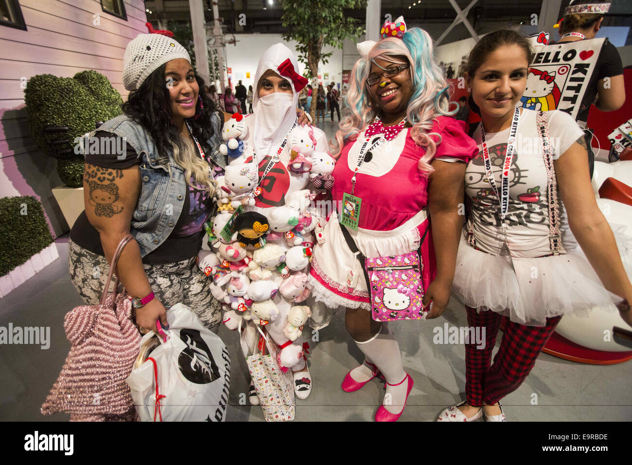 Hello kitty con 2014 hi-res stock photography and images - Alamy