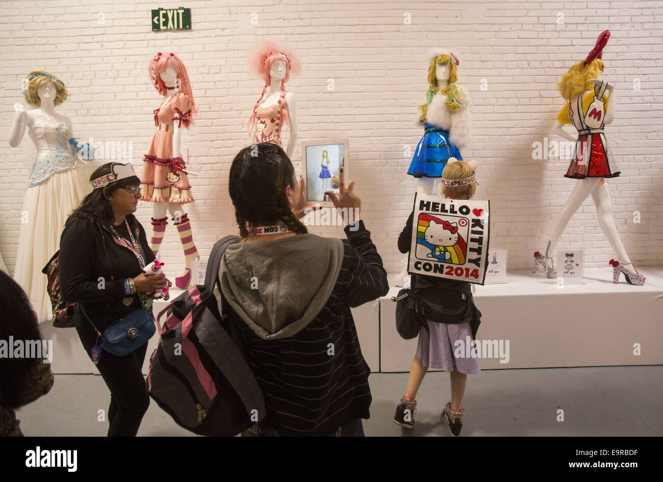 Los Angeles, California, USA. 31st Oct, 2014. The Hello Kitty Con 2014 ...