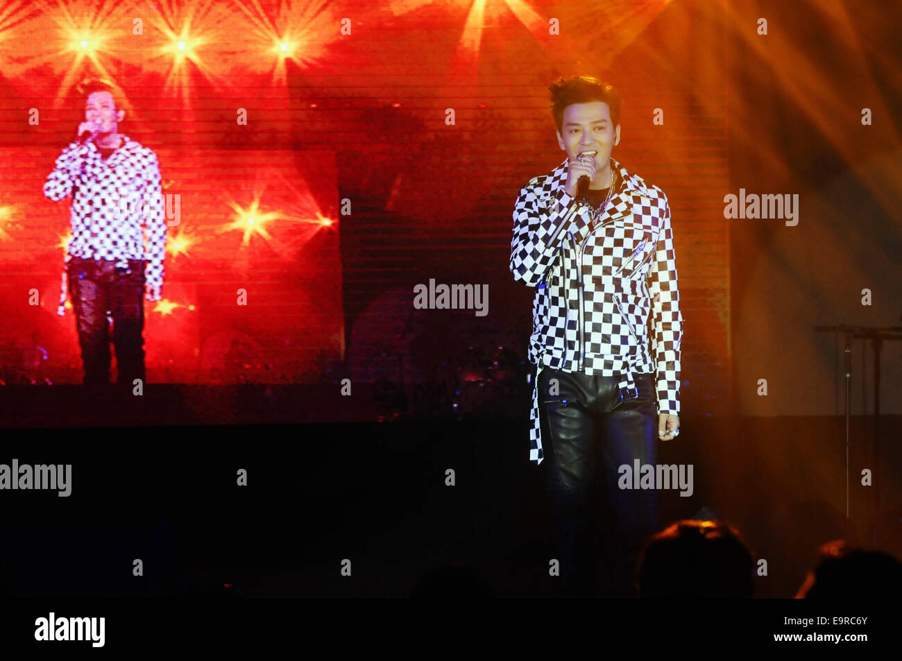 Taipei. 1st Nov, 2014. Singer Daniel Chan sings at his solo concert ...