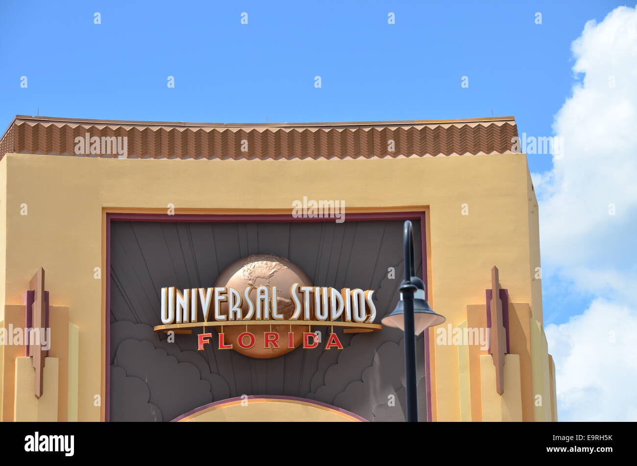 Universal studios entrance florida hi-res stock photography and images ...