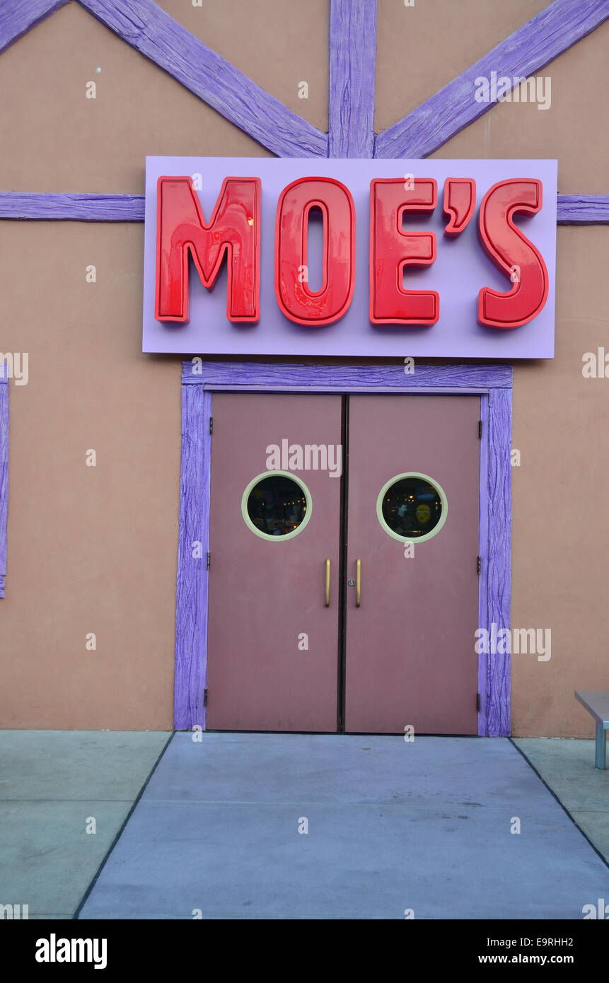 Moes hi-res stock photography and images - Alamy