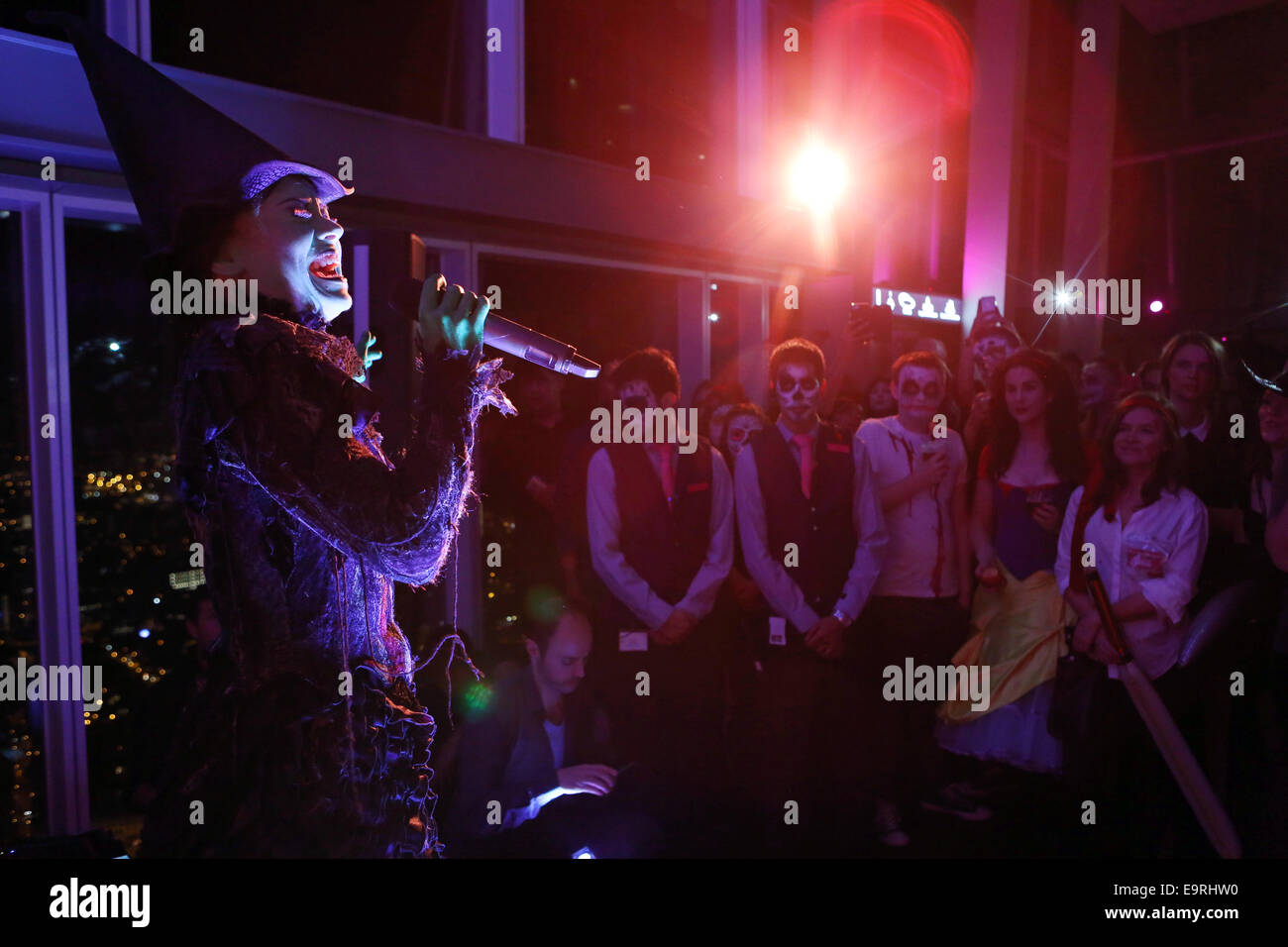 Elphaba hi-res stock photography and images - Alamy