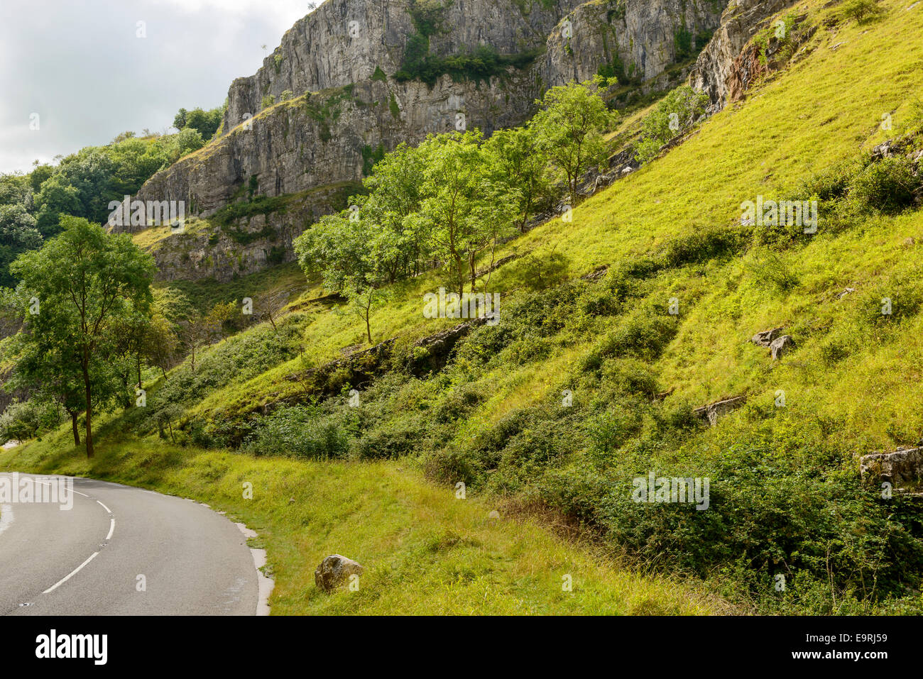 Narrow valley hi-res stock photography and images - Alamy