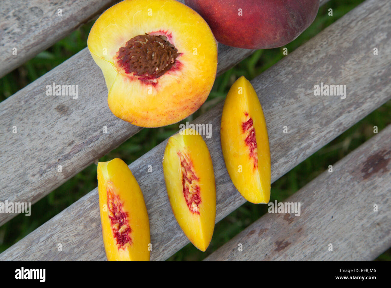 Pieces of fresh peach Stock Photo - Alamy
