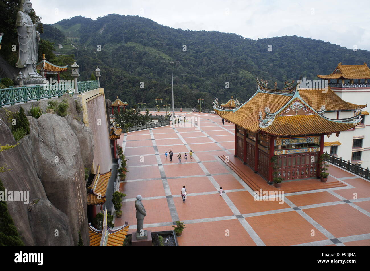 Chin Swee temple, Genting Highlands, Malaysia Stock Photo - Alamy