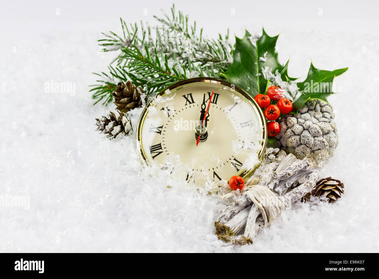 Christmas clock hi-res stock photography and images - Alamy