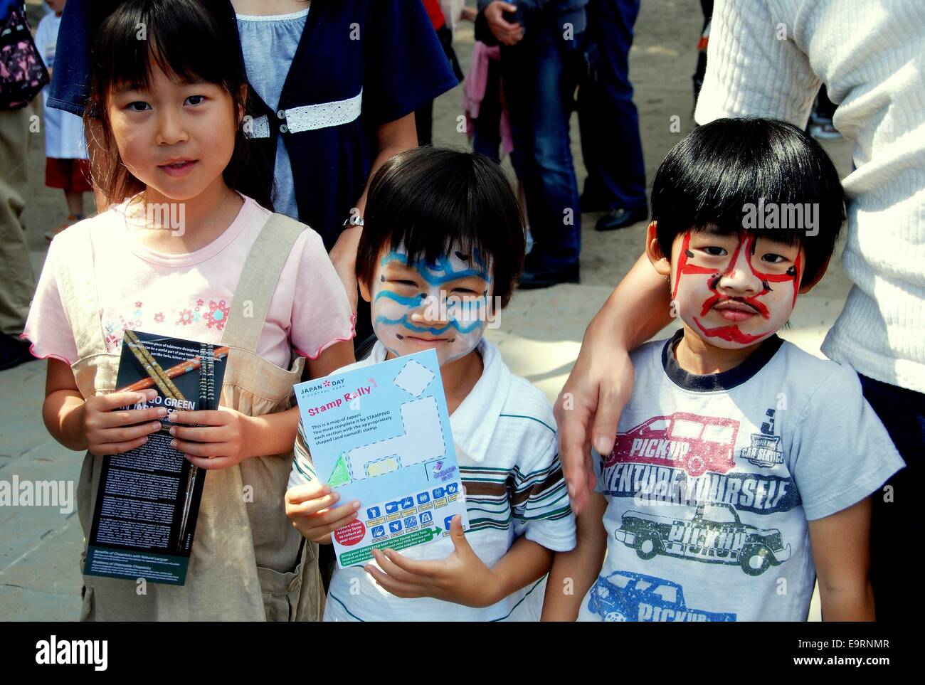 NYC: Two little Asian boys with painted faces at the 2009 Japan Day ...