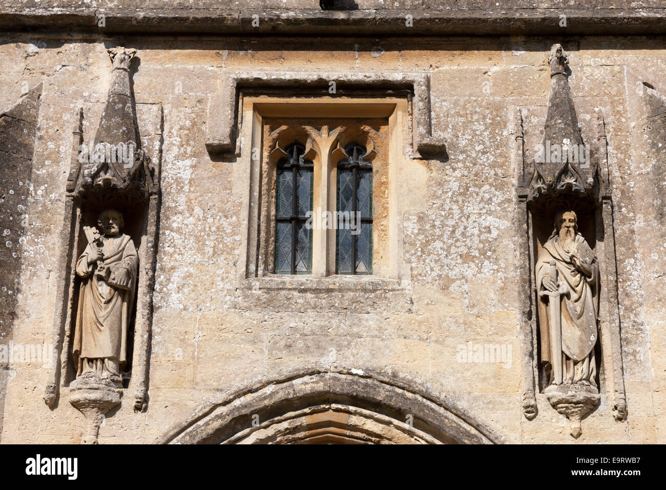 Niche sculptures hi-res stock photography and images - Alamy