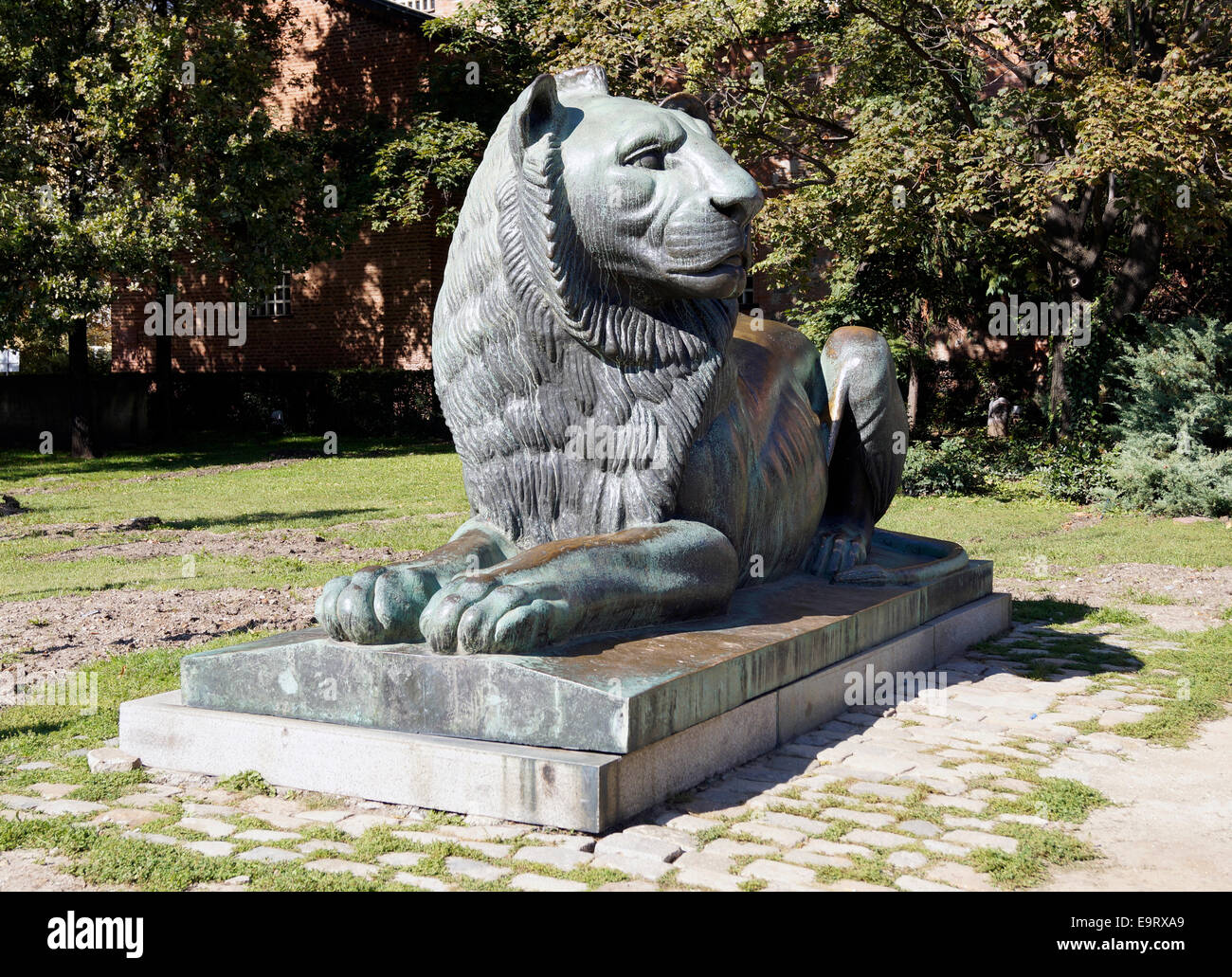 Lion of bulgaria hi-res stock photography and images - Alamy
