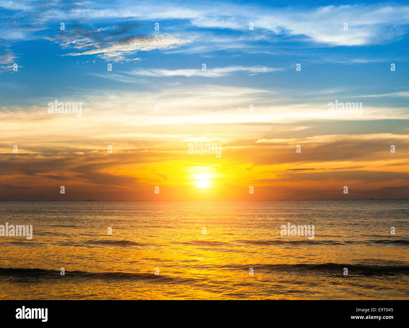 Amazing sunlight over sea beach hi-res stock photography and images - Alamy