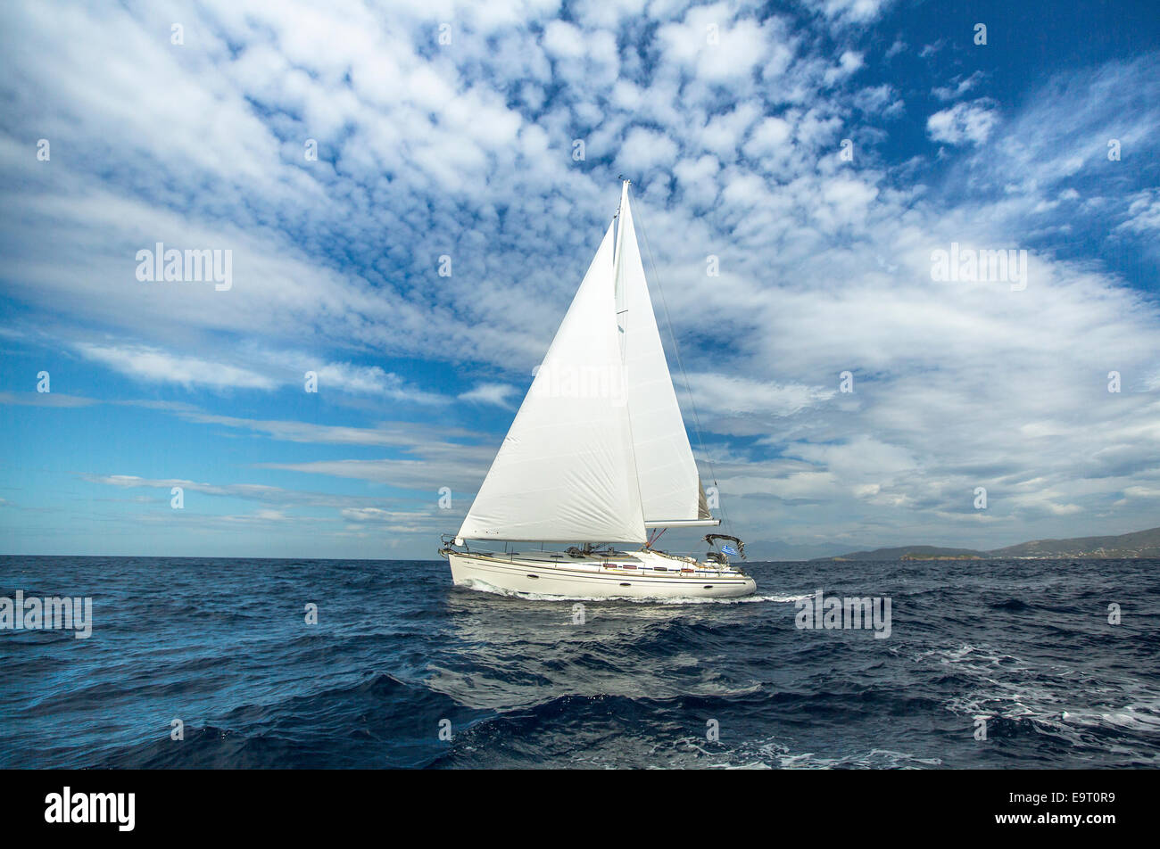 Explore sailing vessel hi-res stock photography and images - Alamy