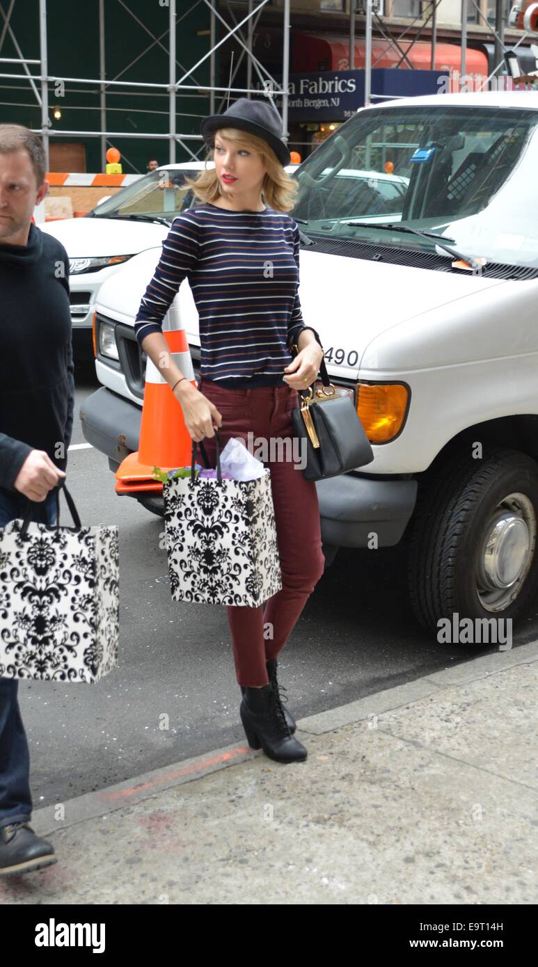 Taylor Swift running errands in New York City Featuring: Taylor Swift ...