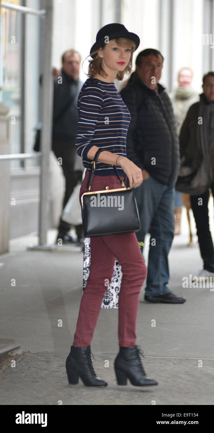 Taylor Swift running errands in New York City Featuring: Taylor Swift ...