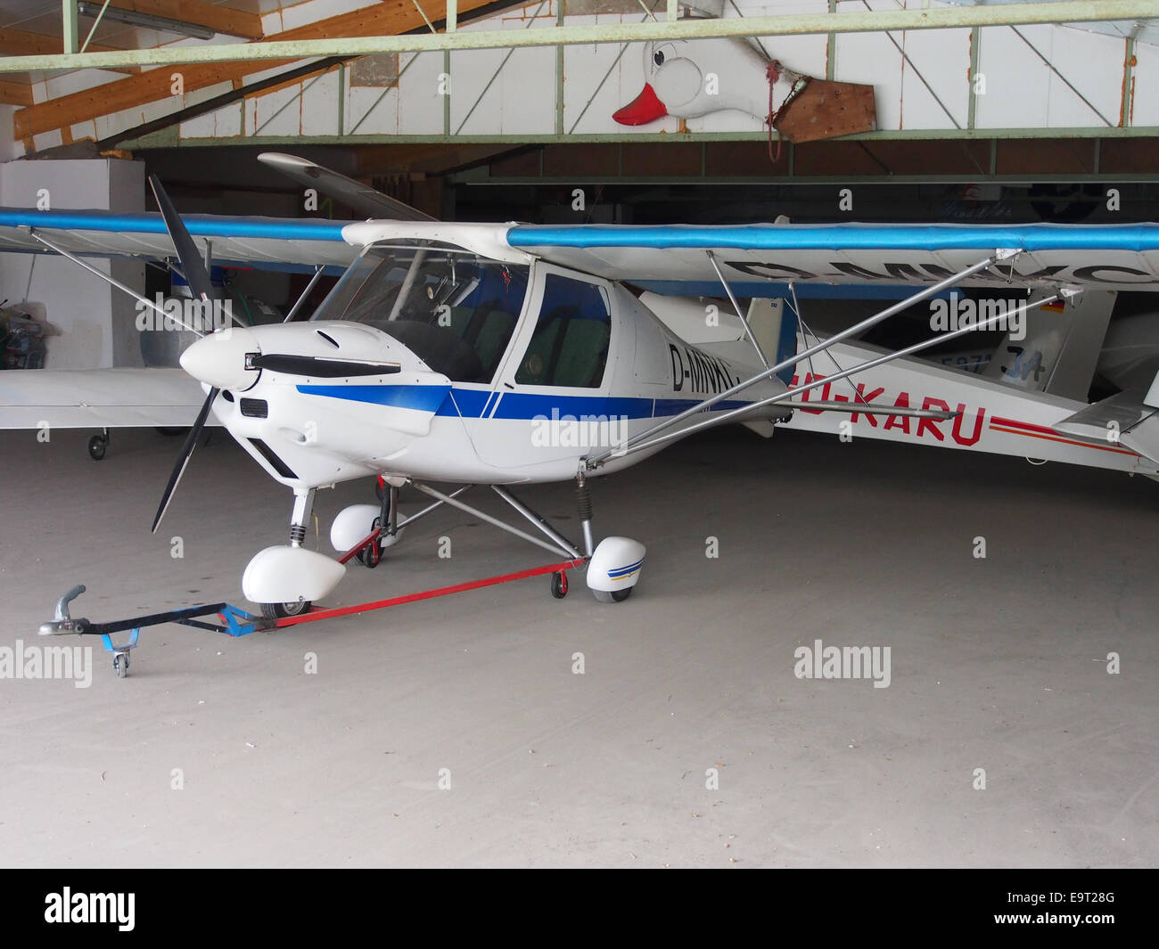 Ikarus c42 light sport aircraft hi-res stock photography and images - Alamy
