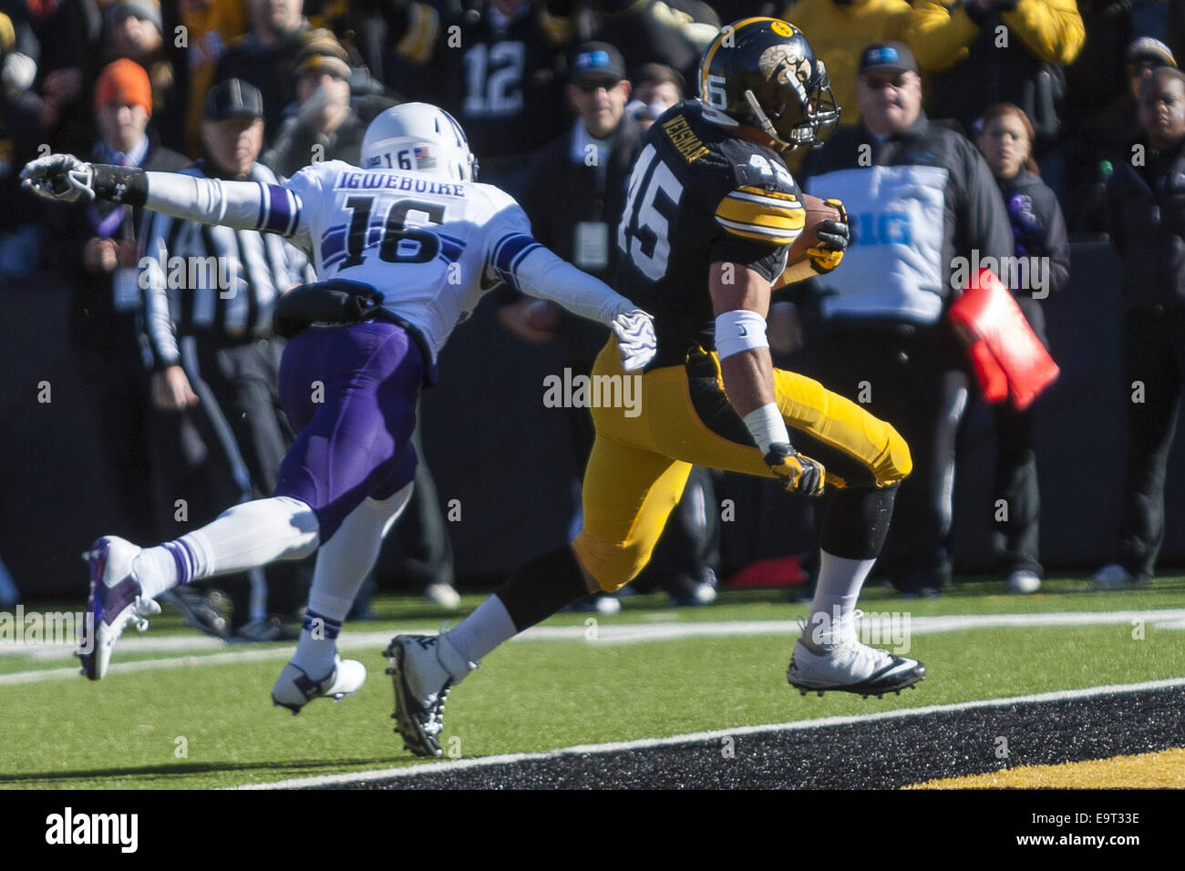 Godwin igwebuike hi-res stock photography and images - Alamy