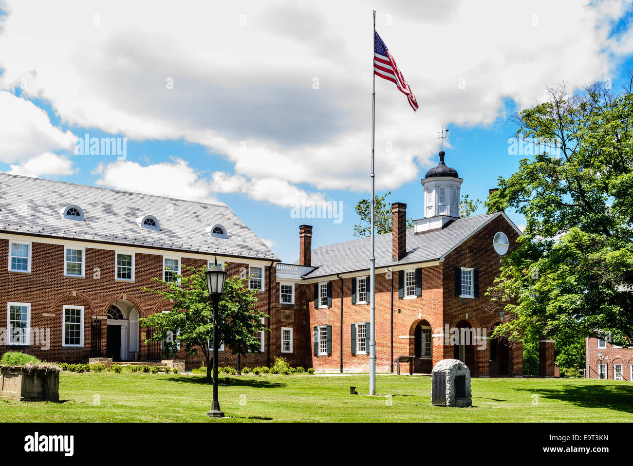 Fairfax courthouse hi-res stock photography and images - Alamy