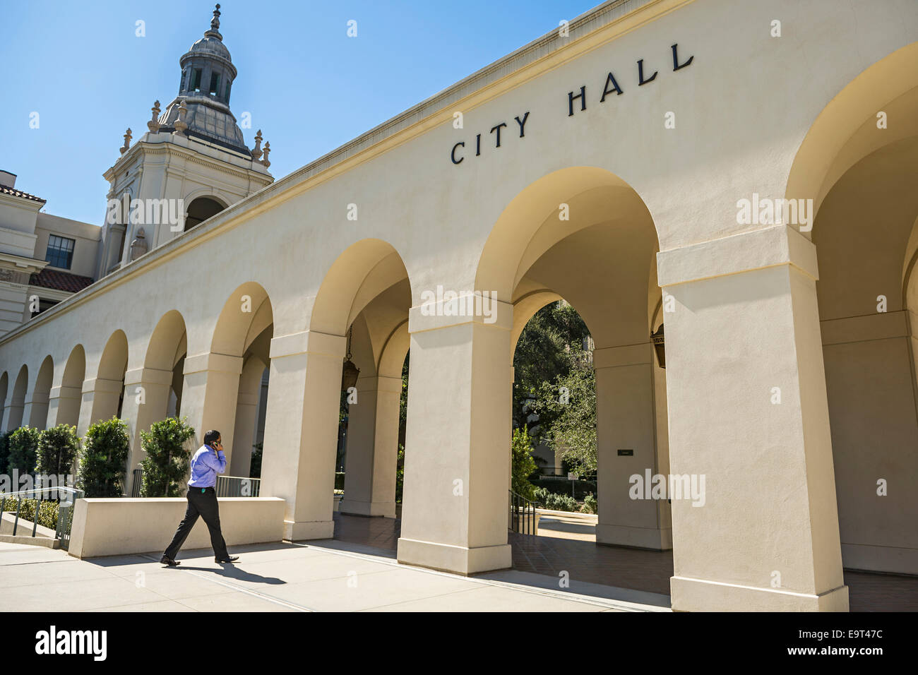 Pasadena dome city hall hi-res stock photography and images - Alamy