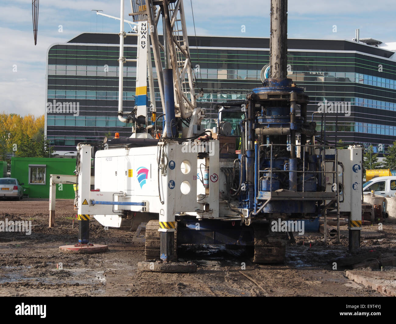 The Franki Foundations Belgium drilling rig, consisting of the K2 0030 ...