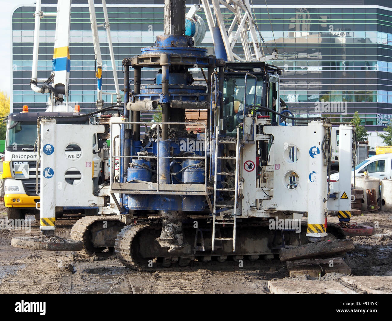 Franki Foundations Belgium's K2 0030 drilling rig, equipped with T63 ...