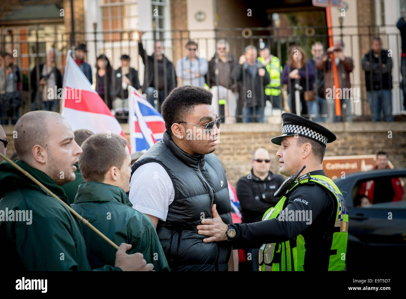 Police clash hi-res stock photography and images - Alamy