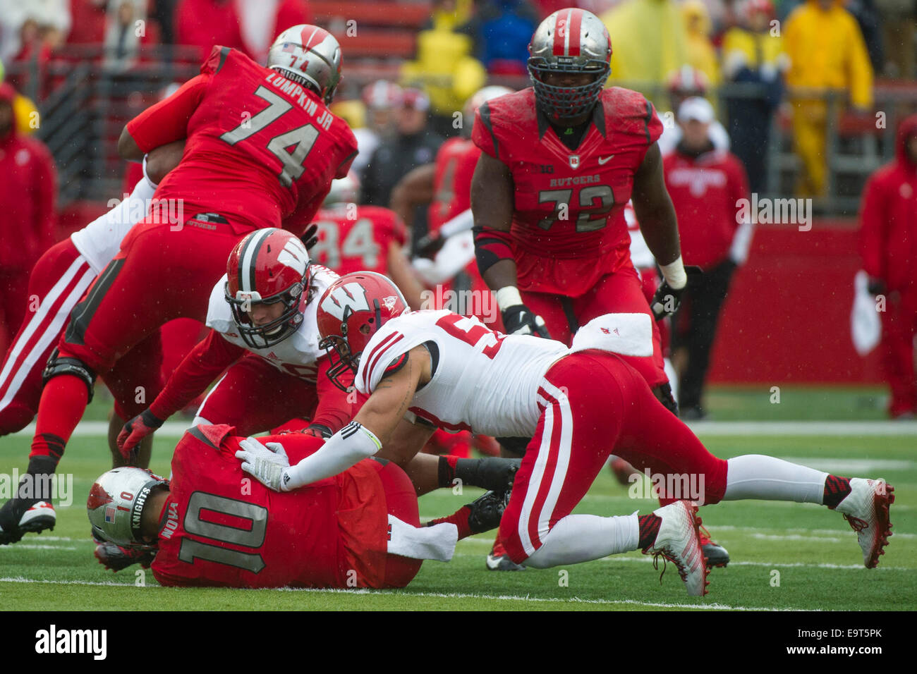 Piscataway, New Jersey, USA, 01st Nov, 2014. Wisconsin Badgers ...