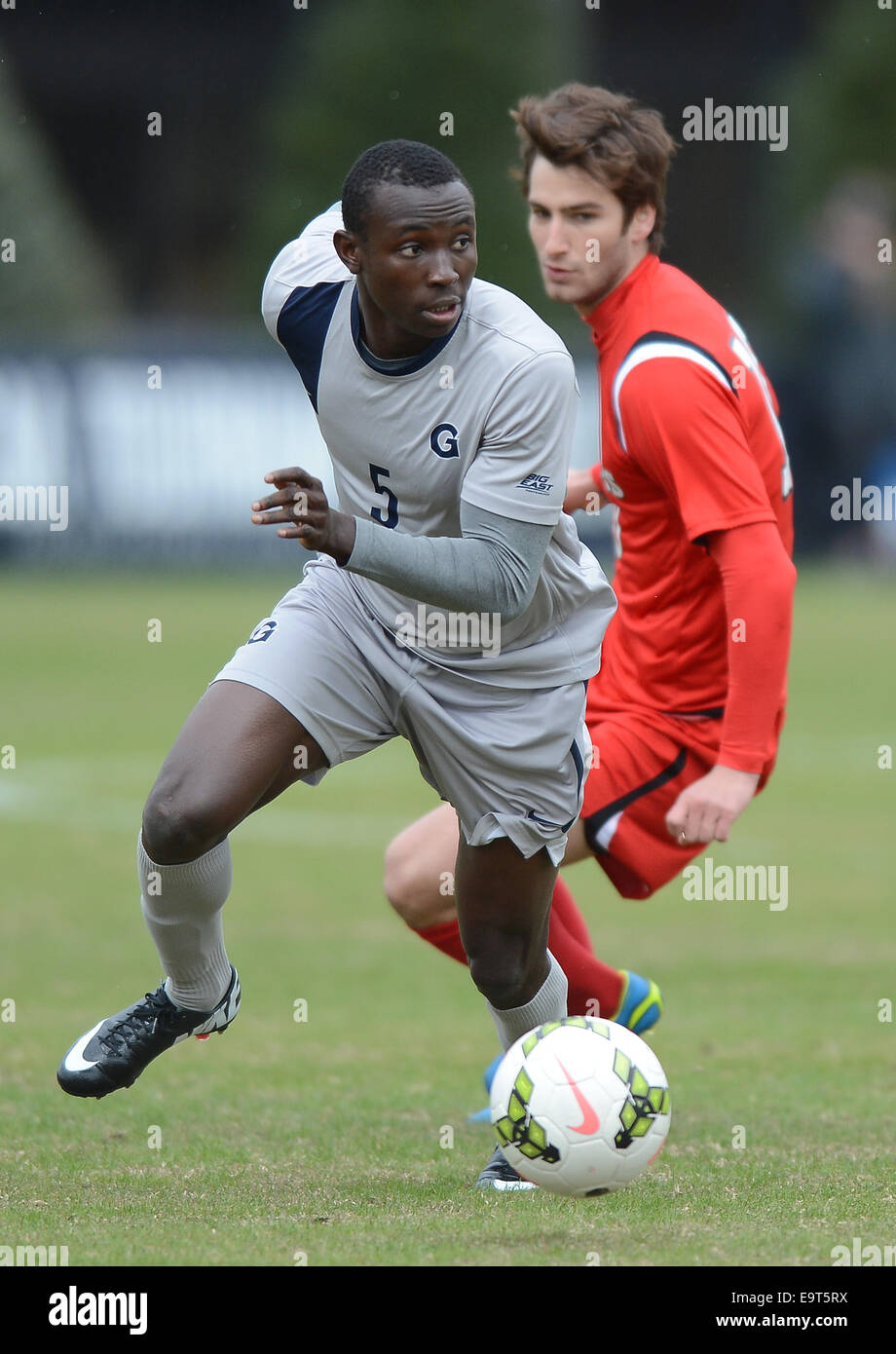 Washington, DC, USA. 1st Nov, 2014. 20141101 - Georgetown defender ...