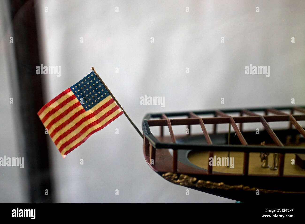 Miniature american flag hi-res stock photography and images - Alamy