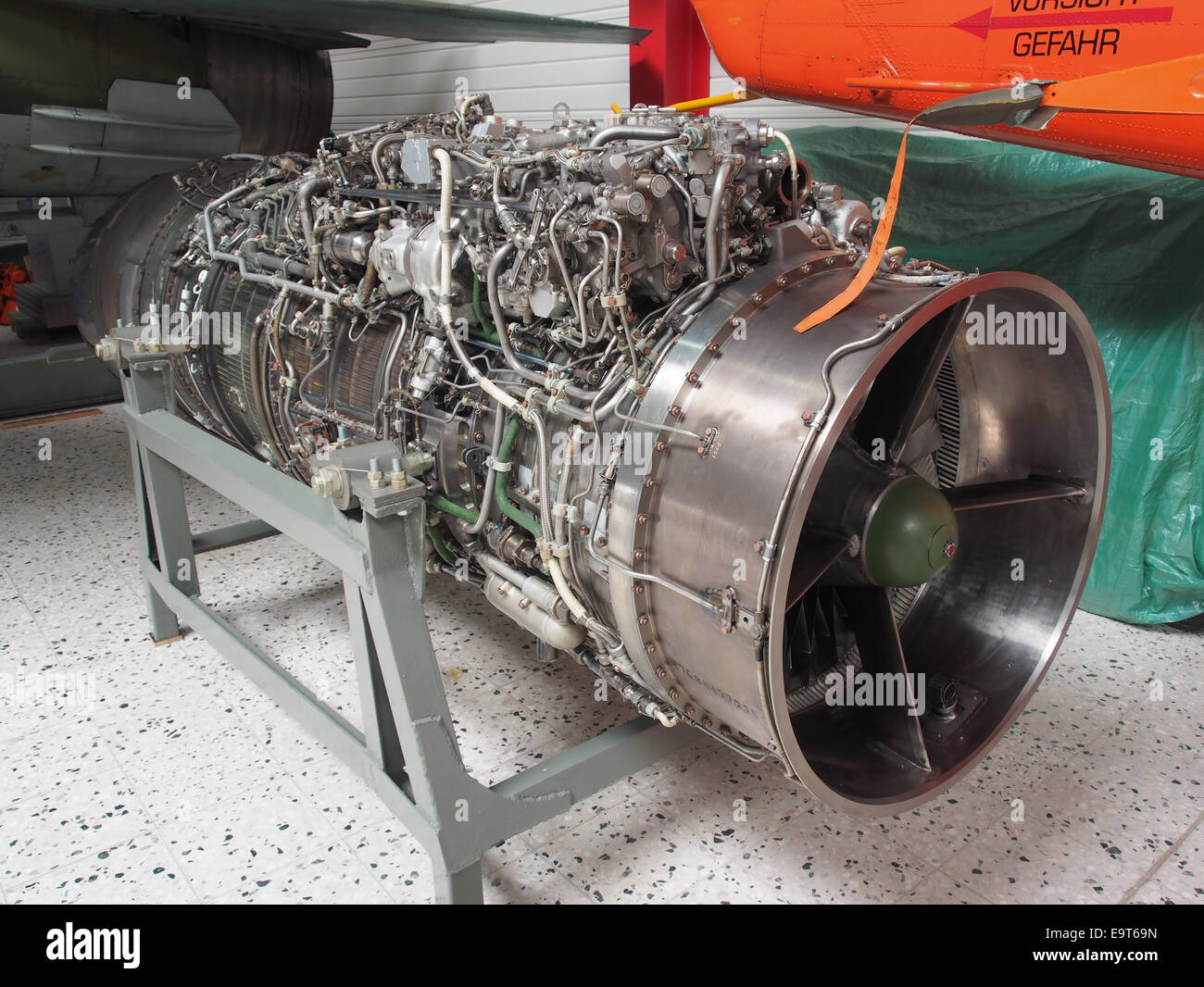 Jet engine at Flugausstellung Hermeskeil, pic2 Stock Photo - Alamy