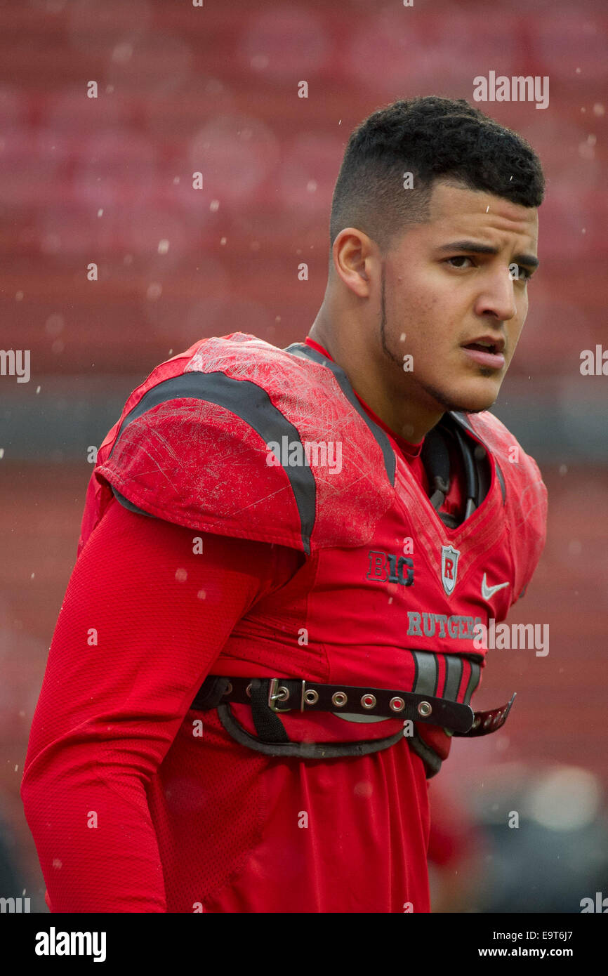 Rutgers scarlet knights quarterback gary nova 10 hi-res stock ...