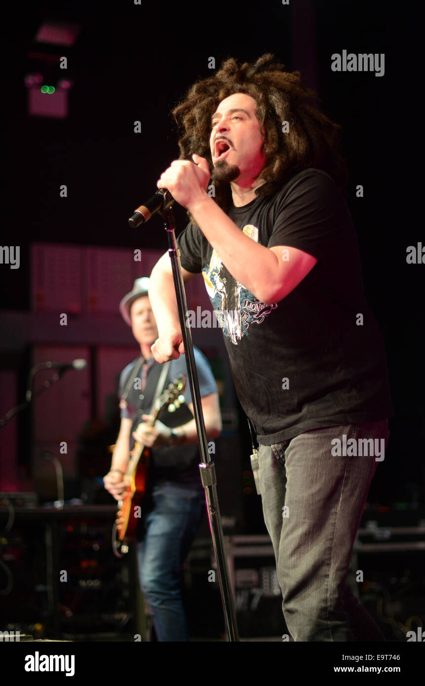 Birmingham, UK, Nov 1st 2014 The Counting Crows kick off their European ...