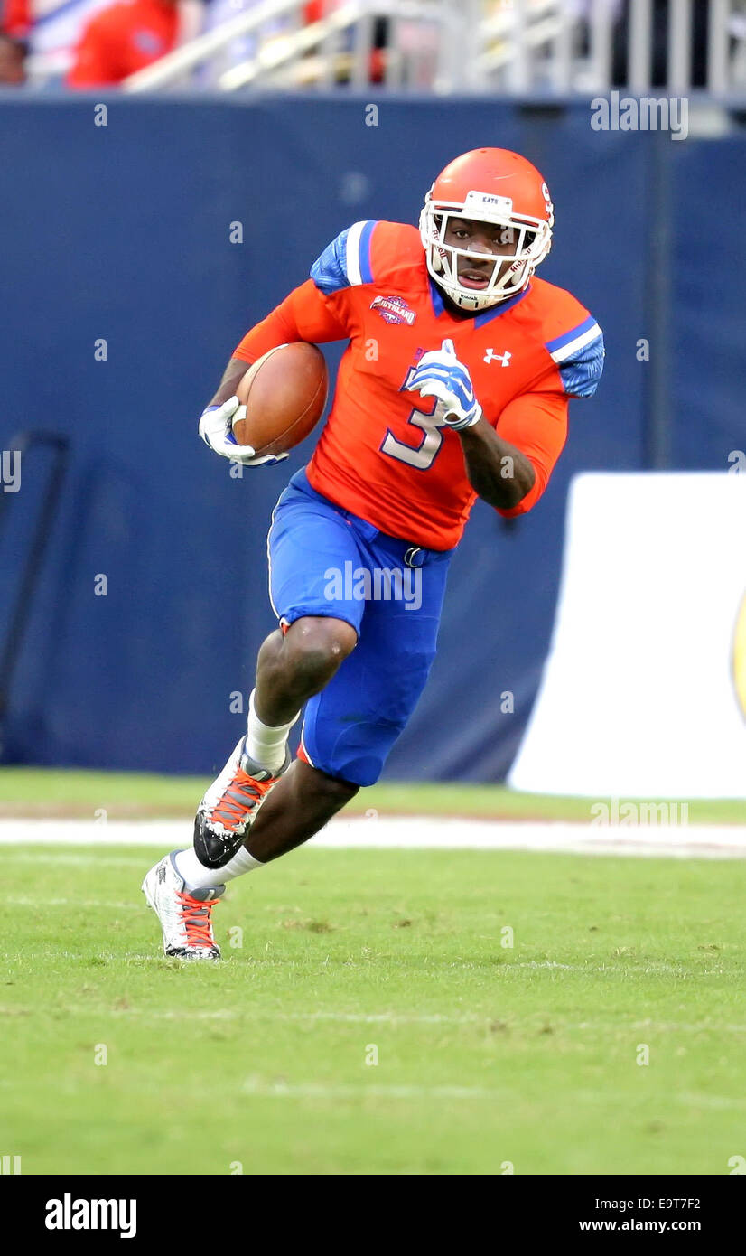Houston, Texas, USA. 01st Nov, 2014. Sam Houston State Bearkats running ...
