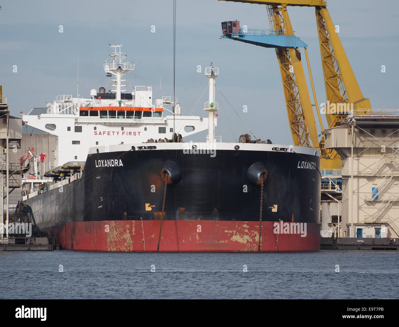 LOXANDRA, IMO 9343871, is docked at the Vlothaven in the Port of ...